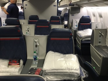 Delta Business Class Amenity Kit - Delta One Tumi Kit