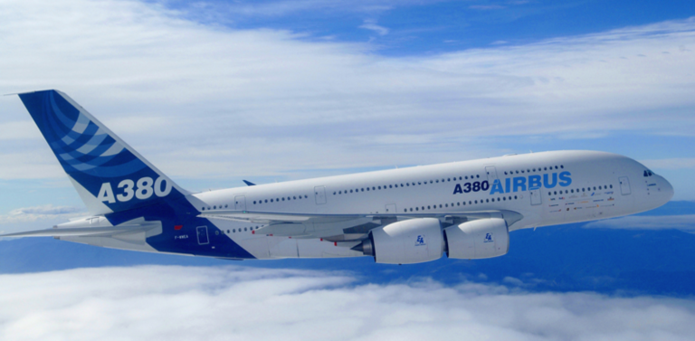 Wide-body vs Narrow-body Aircraft Differences - Points Miles & Martinis