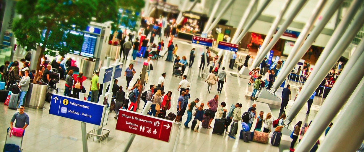 Airport Computer Check-in Systems Crash - Points Miles & Martinis