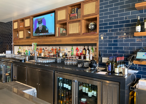 American Express Centurion Lounge Phoenix (PHX) Review - Points Miles ...